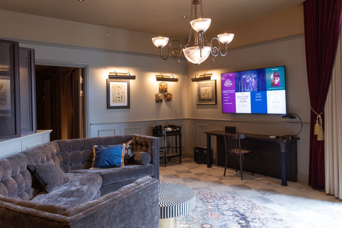 Philips MediaSuite TVs take guestroom entertainment to the NEXT level ...