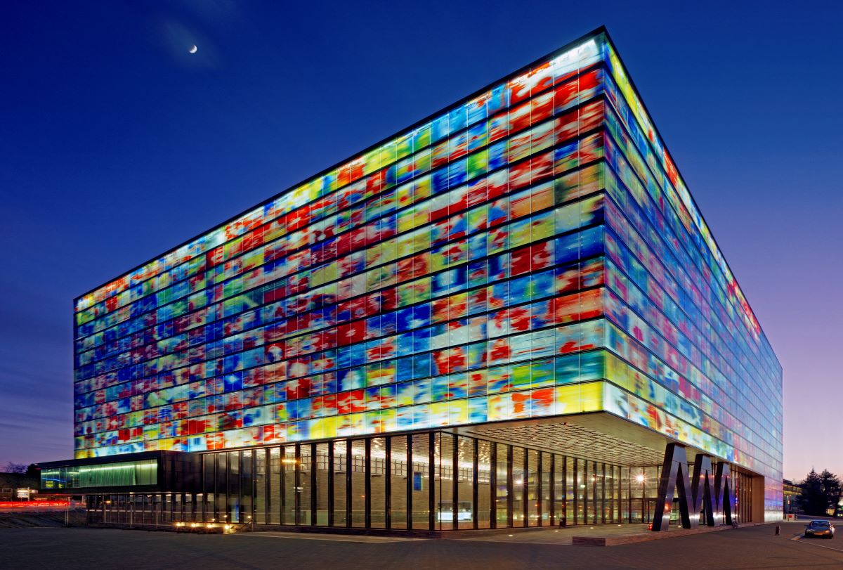 A modern classic: Beeld & Geluid sound and vision museum puts ...